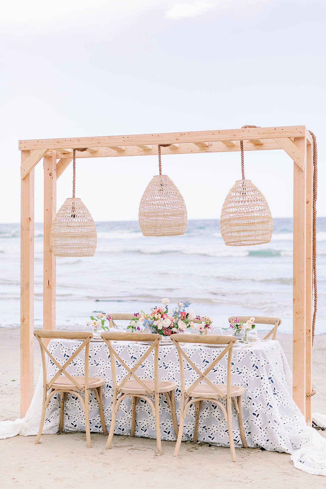 Bright Seaside Styled Wedding - BeachBride.com